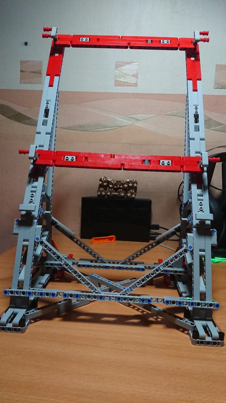 LEGO MOC Efferman's Vertical Stand for Millennium Falcon 75192 by ...